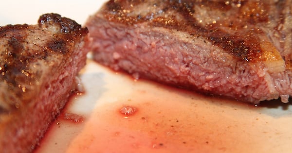 Cuire un Steak Parfaitement sur le BBQ