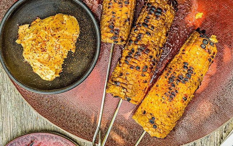 Maïs Grillé et Beurre de Piment