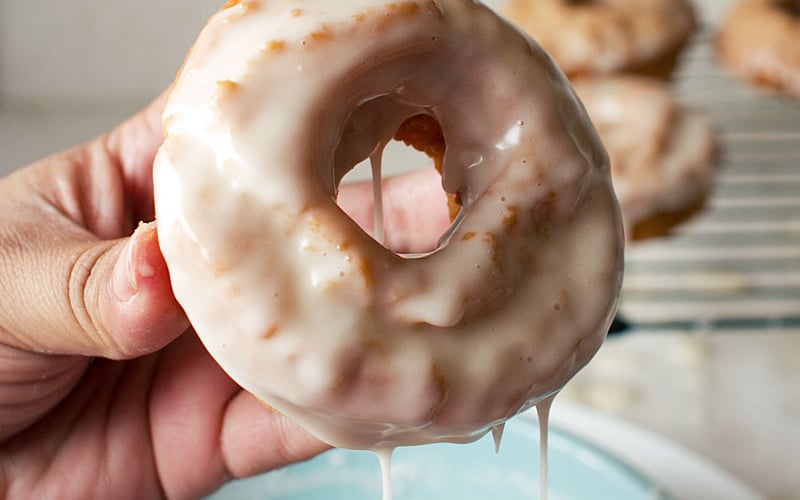 Beignes Glacés à la Crème Sûre