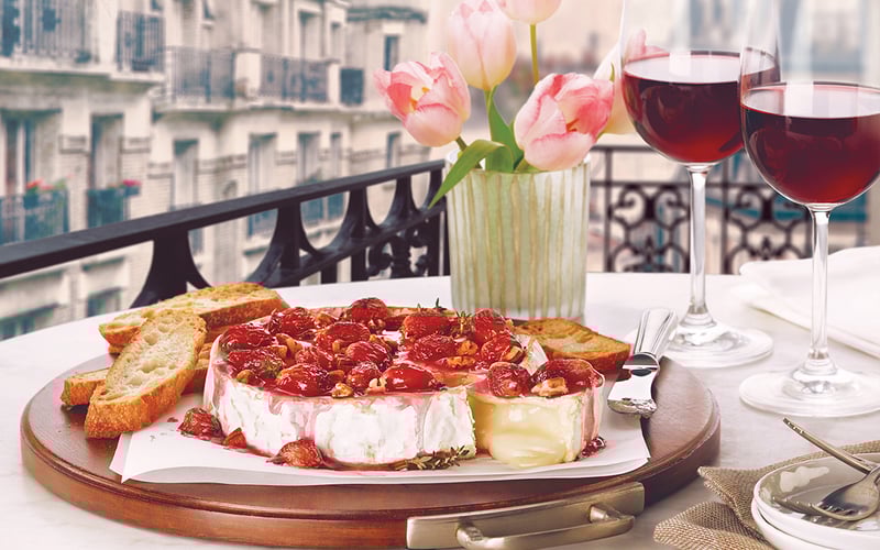 Recette: BRIE PRÉSIDENT CUIT AU FOUR GARNI DE RAISINS ROUGES ET DE ...