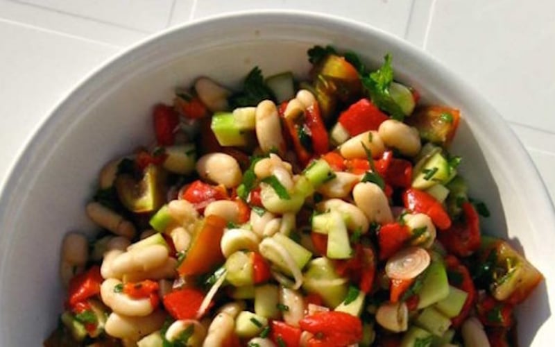 Salade de Haricots Blancs, Tomate, Poivron Rouge et Concombre