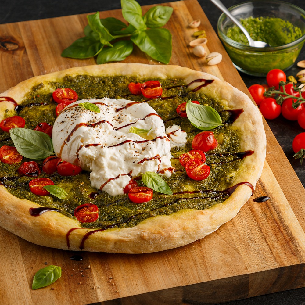 Pizza Tomates Basilic et Burrata