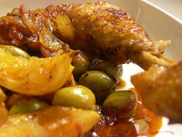 Tajine de Poulet aux Olives et au Citron Confit
