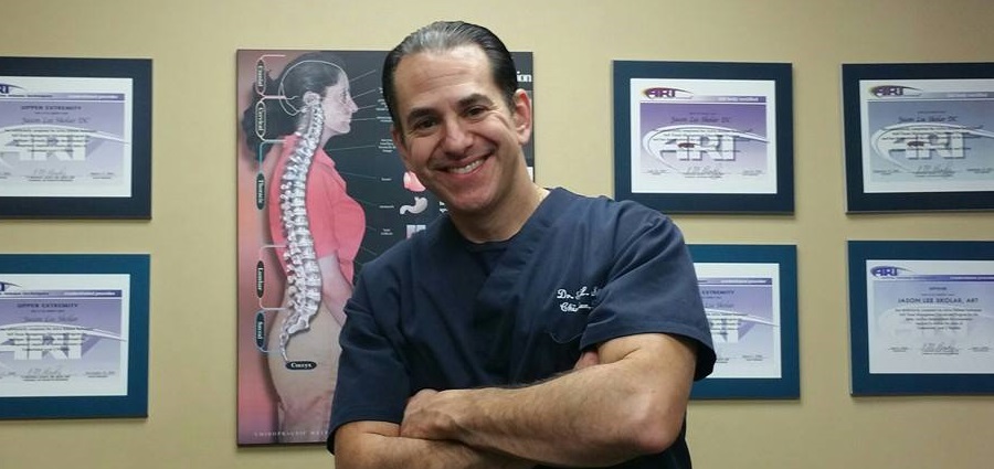 Dr. Jason L. Skolar, Chiropraticien