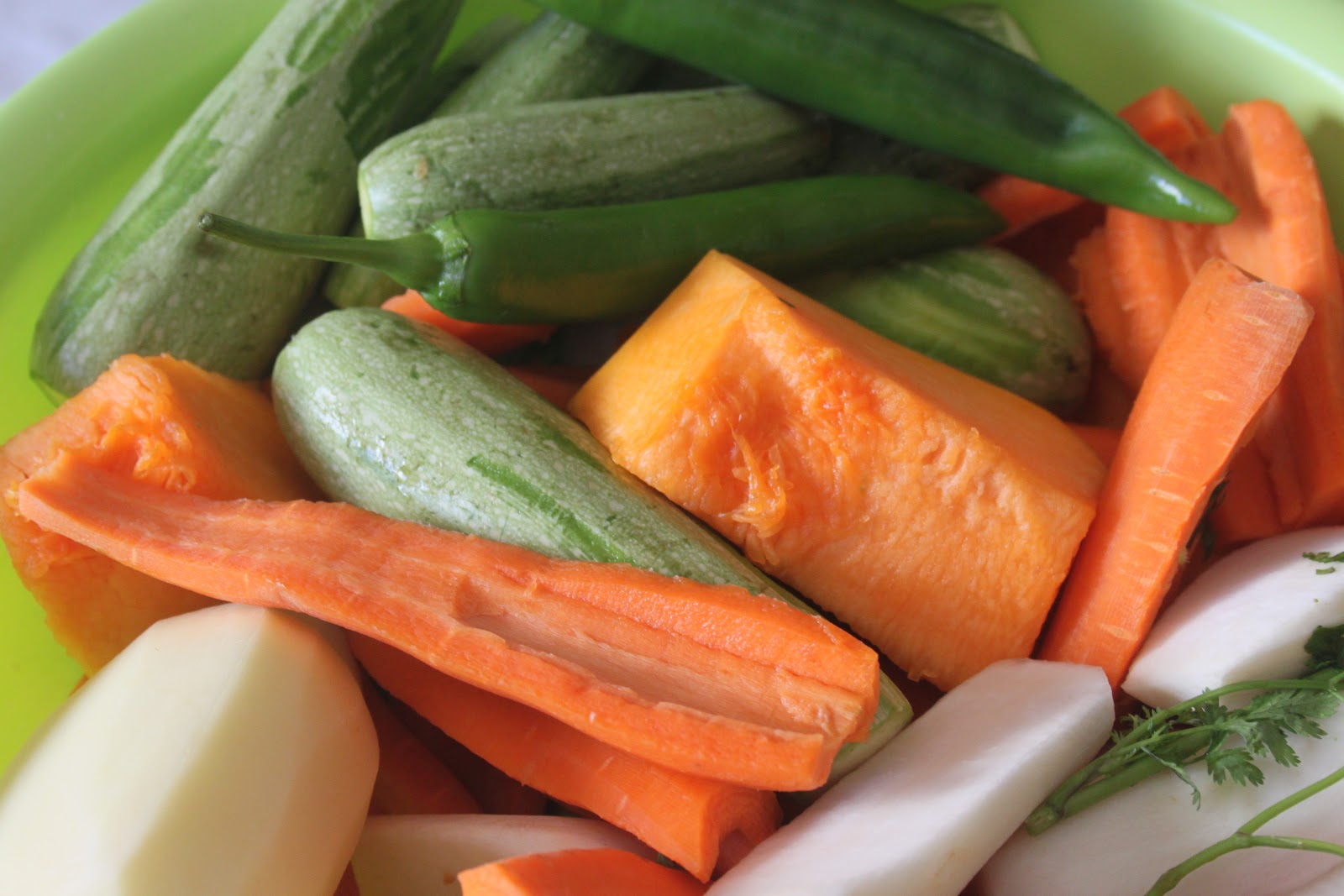 Éplucher Facilement des Légumes