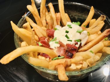 Poutine Bacon et Crème Sure