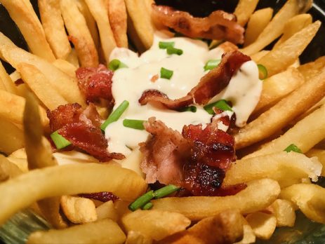 Poutine Bacon et Crème Sure