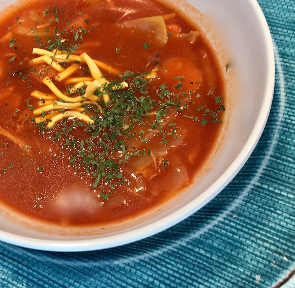 Soupe aux Tomates et Choux